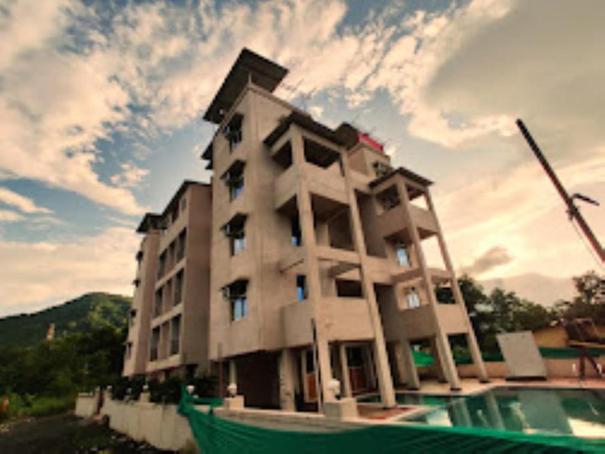 19 Resorts In and Near Bhimashankar