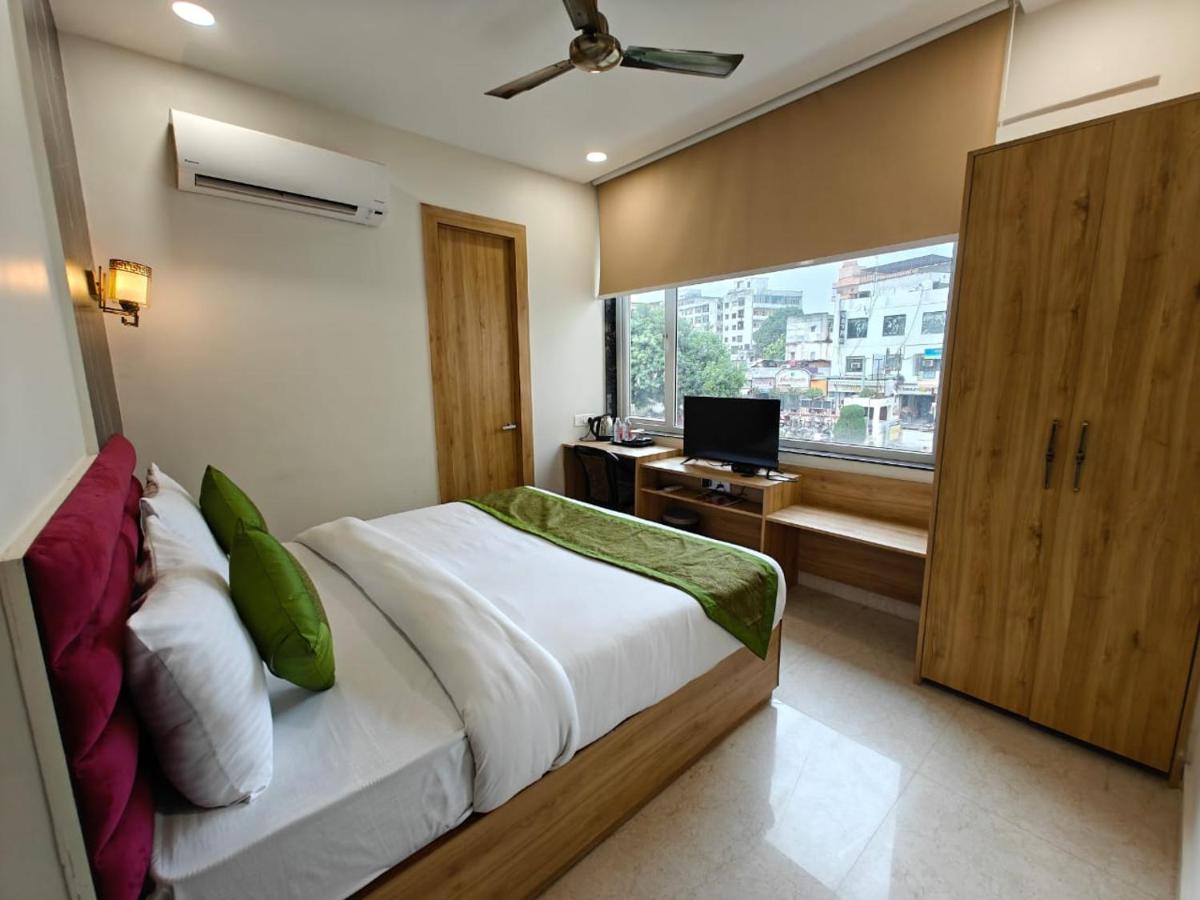Hotels Near Kashi Vishwanath Temple | Book from 50+ Stay Options @Best ...