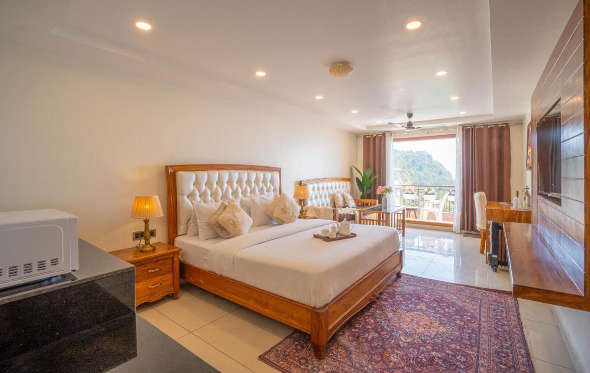 12 Resorts in Landour