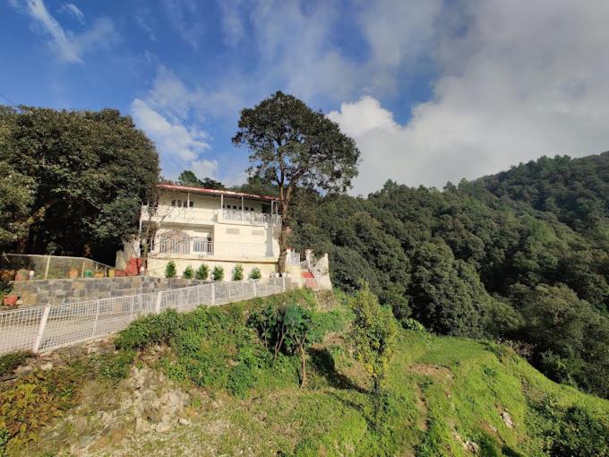 12 Resorts in Landour