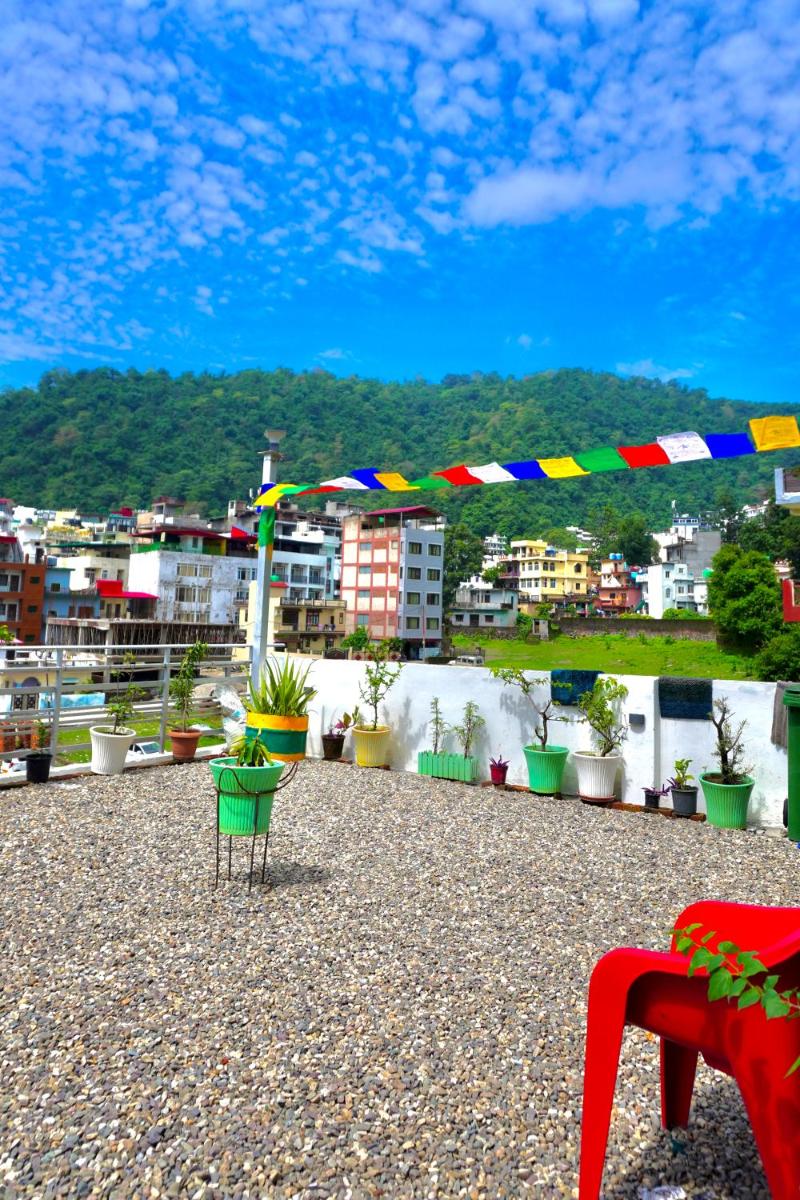 28 Hostels In Rishikesh