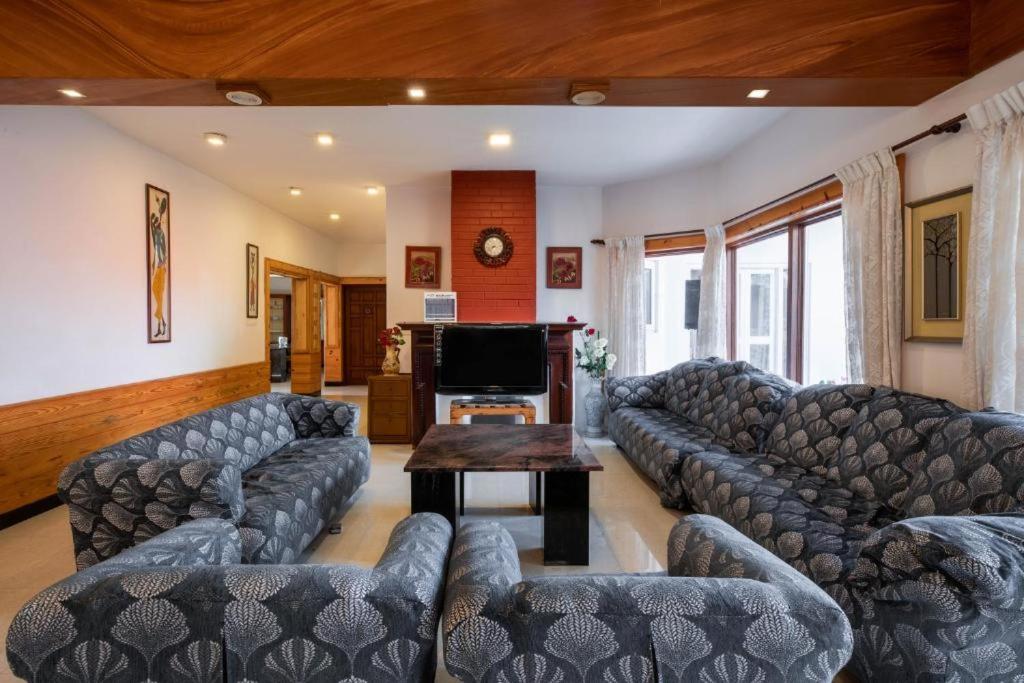16 Homestays In Coonoor