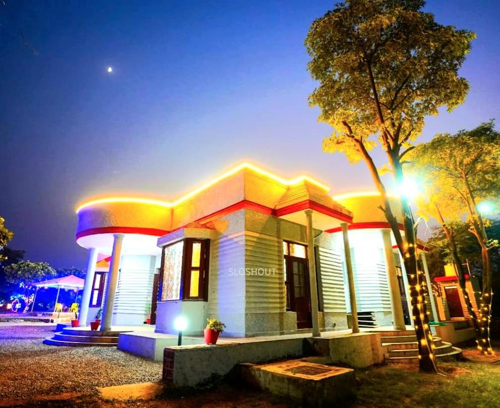 15 Resorts in Manesar