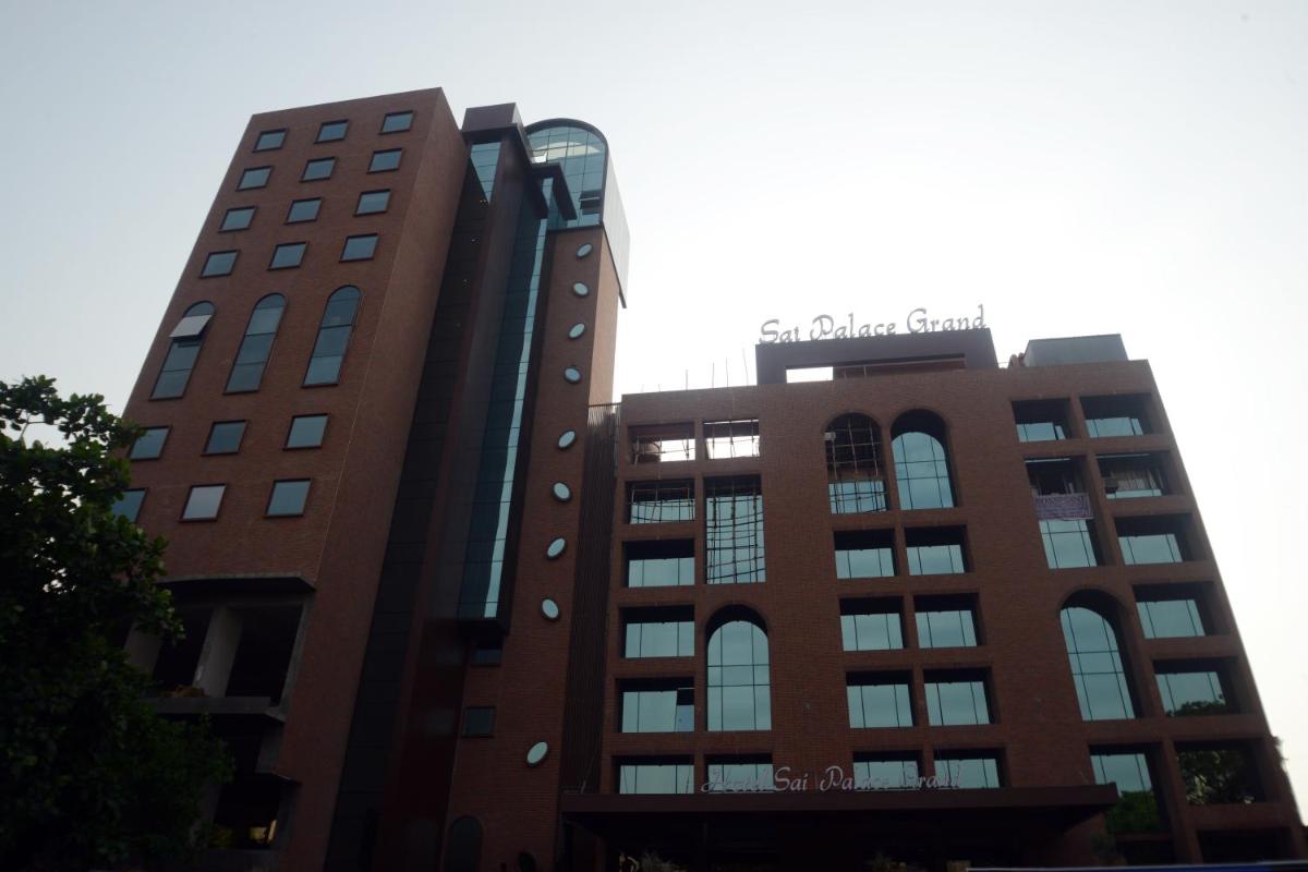 Sai Palace Grand, Malad, Mumbai, Maharashtra | Photos, Reviews & Deals ...