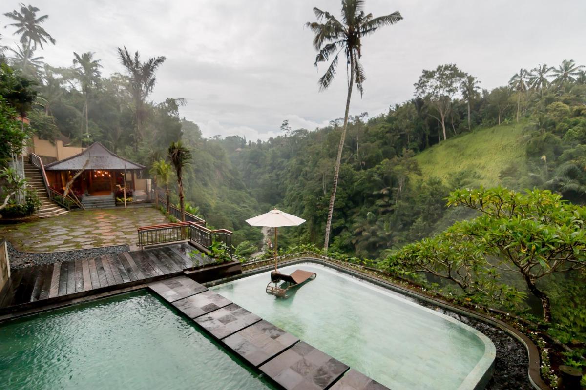 8 Hotels in Bali with Infinity Pool