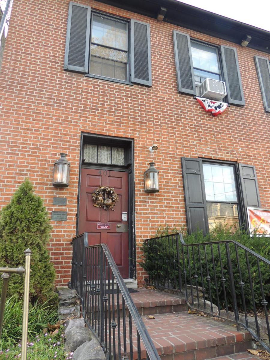 Farnsworth House Inn, Gettysburg | Photos, Reviews & Deals @Holidify