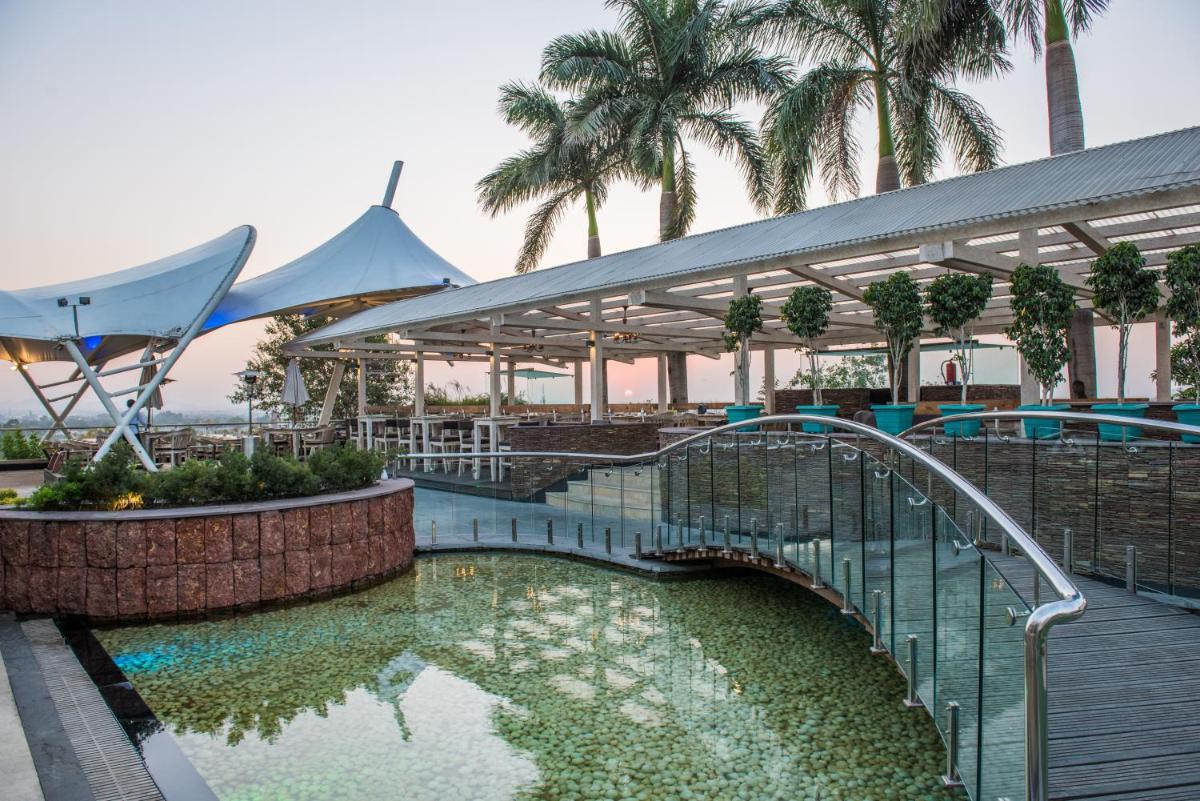 The Red Maple Mashal, Indore, Madhya Pradesh | Photos, Reviews & Deals ...