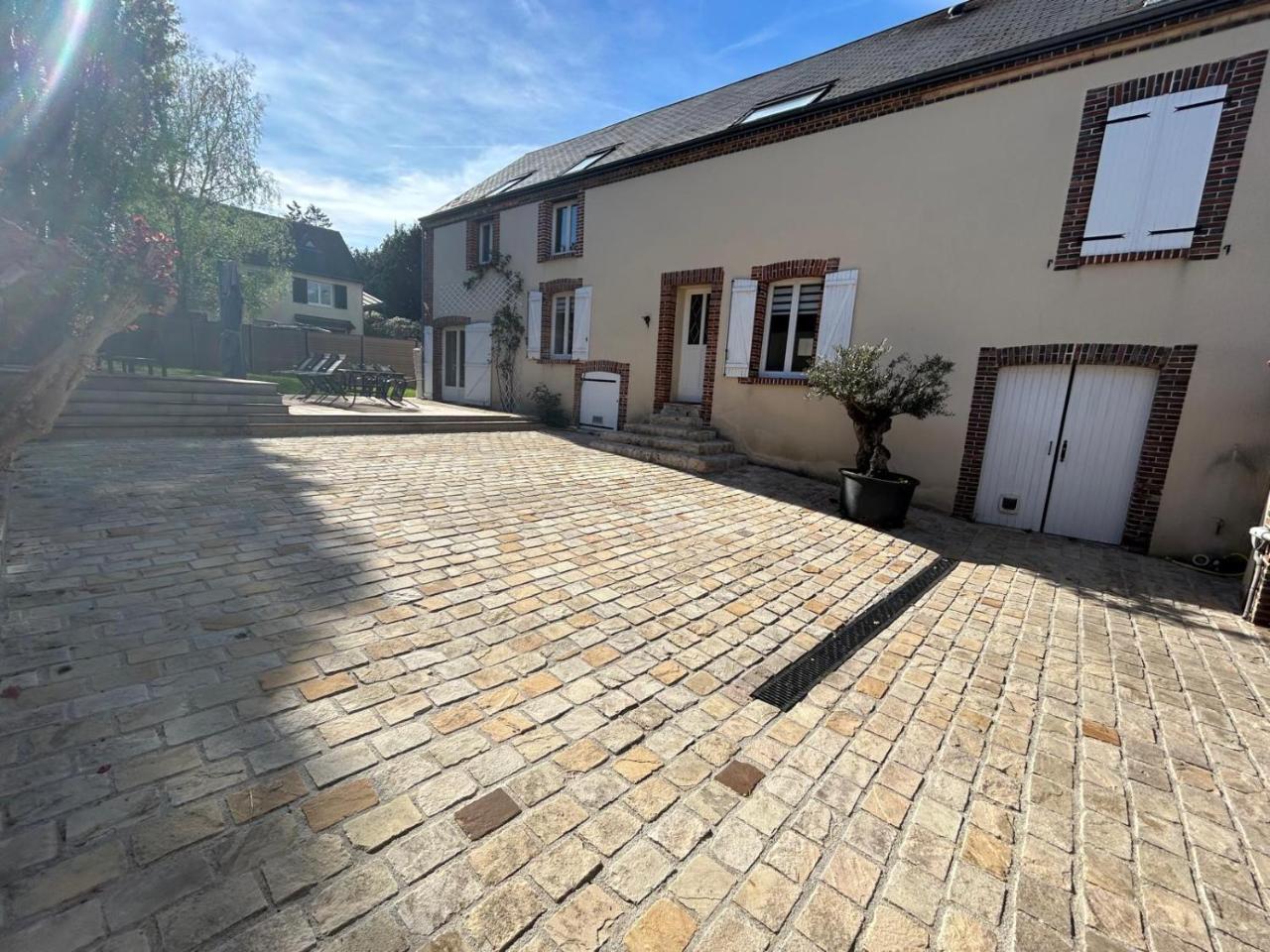 Carte MICHELIN Lèves - ViaMichelin