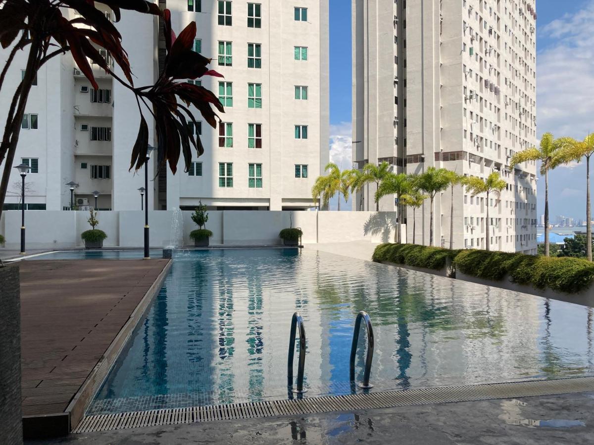 Straits Garden Suite Jelutong Georgetown, Penang, Malaysia - Photos ...