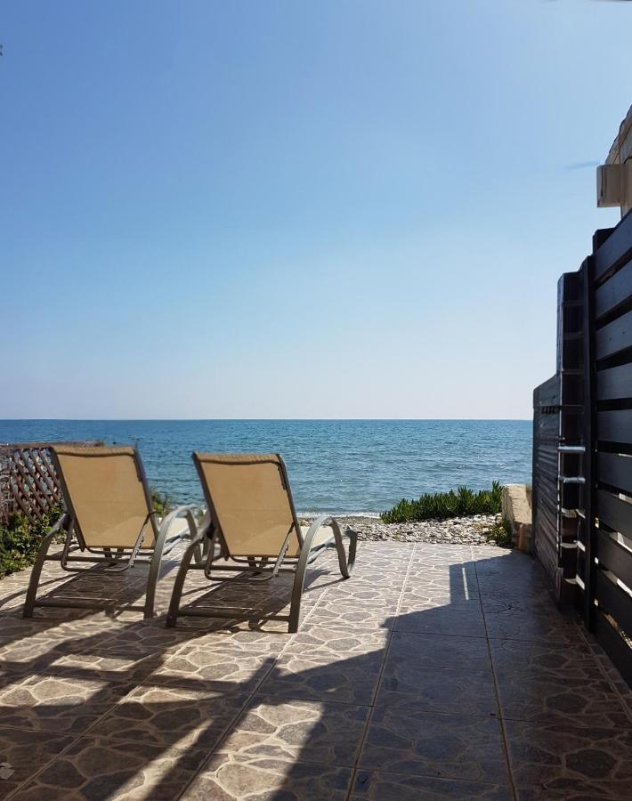 Best Price on Beach House at Seafront in Larnaca + Reviews!