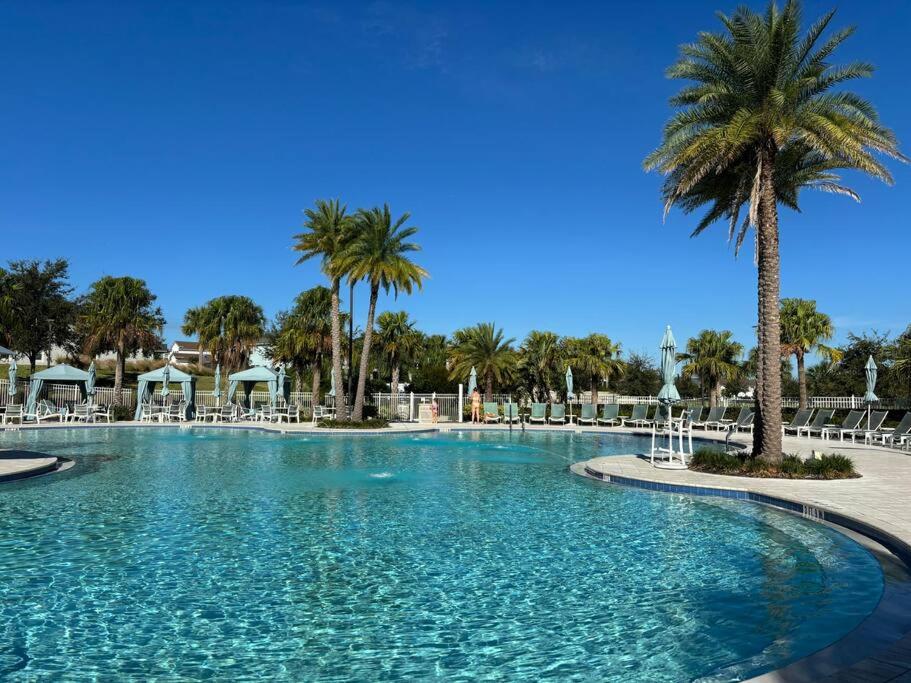 Harry Potter - 4BD Sleep 10 Pool, Spa and e-BBQ! Solara Resort ...