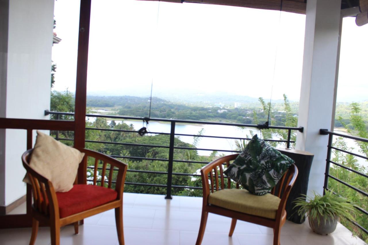 Hillcrest Holiday Home -Kandy in Haragama - Bedandbreakfast.eu