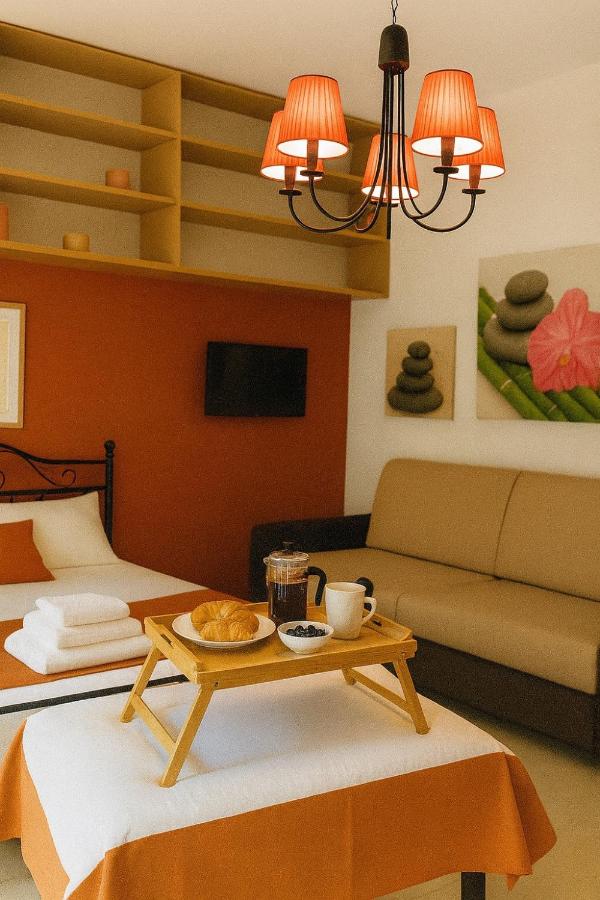 Romantic Monti 1800, Roma - 2 passi da Colosseo e Fori in Rome ...