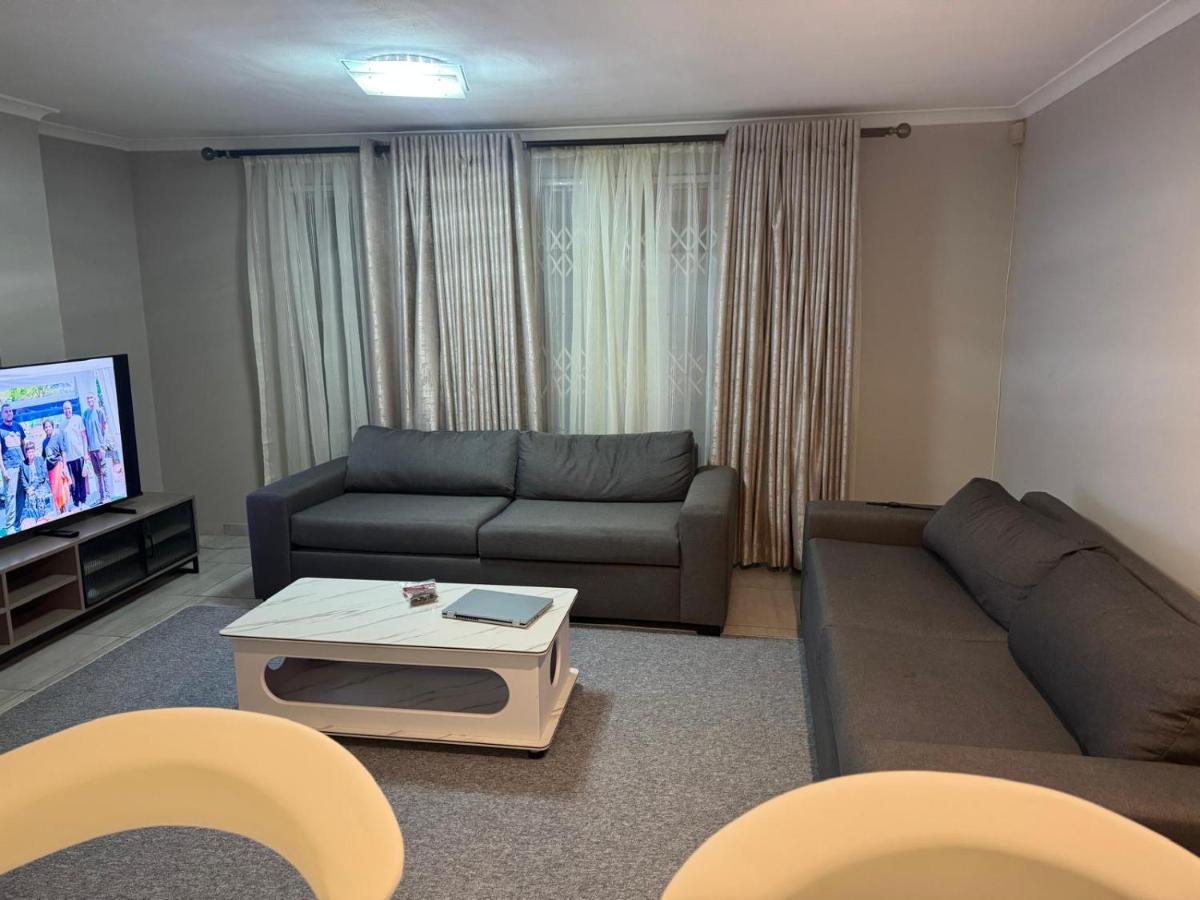 Rachel`s Apartments - Penny Lane in Cape Town - Bedandbreakfast.eu