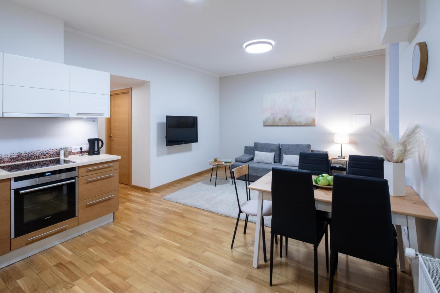Riga Embassy Center Apartment With Parking