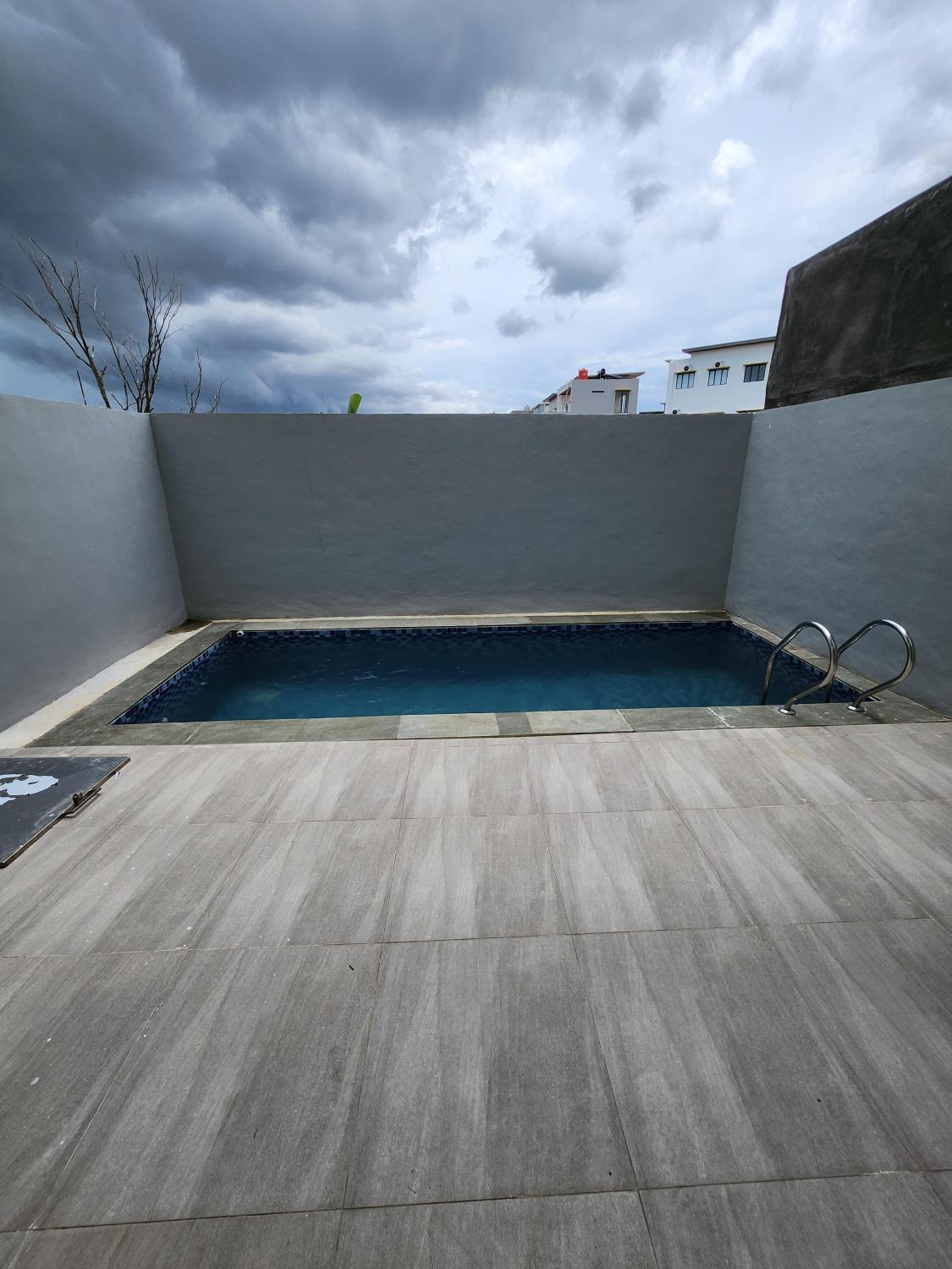 The Icon Central Batam 3 Bedroom Home Villa with Private Pool - Cek ...