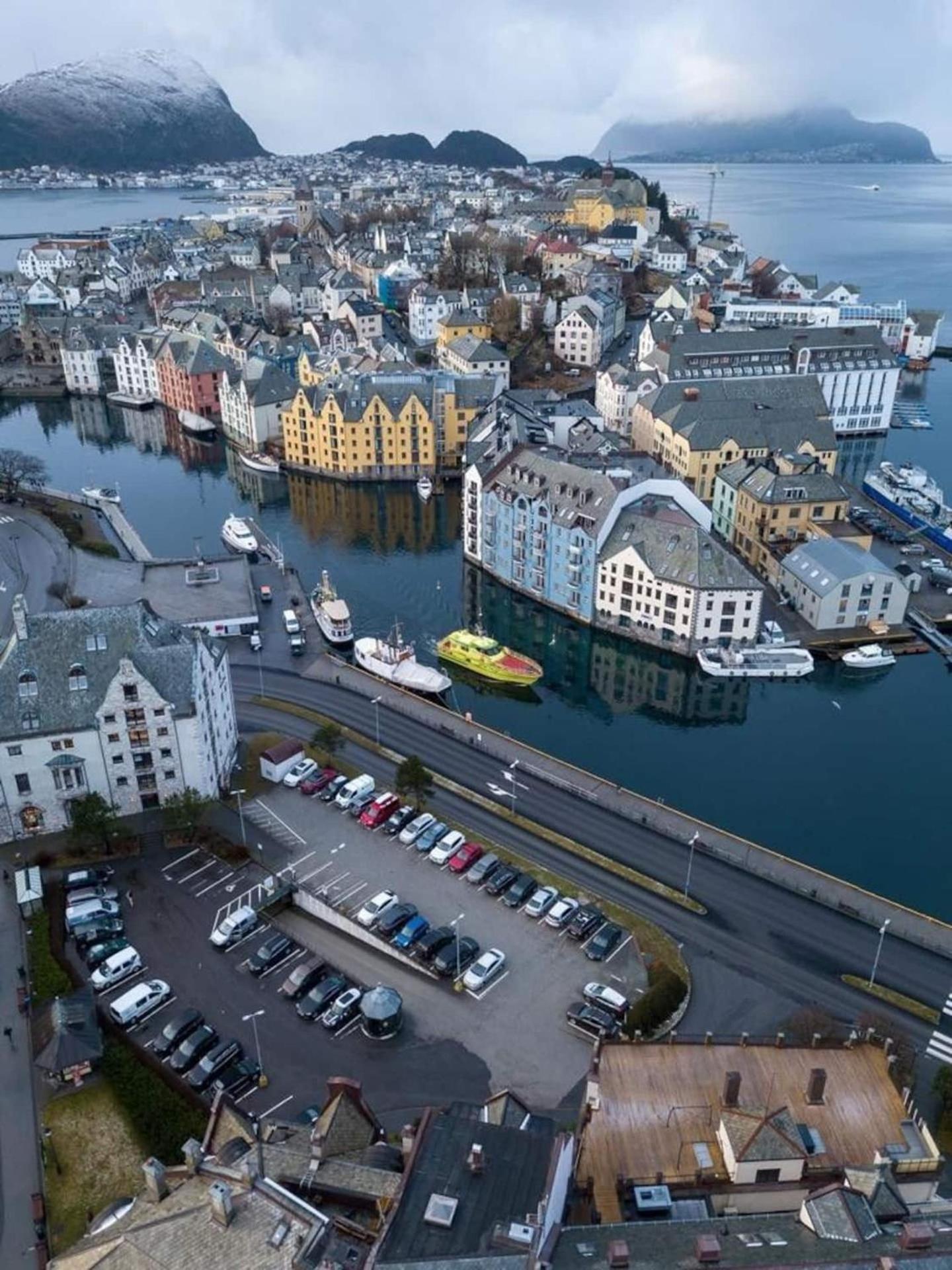 MICHELIN Ålesund map - ViaMichelin