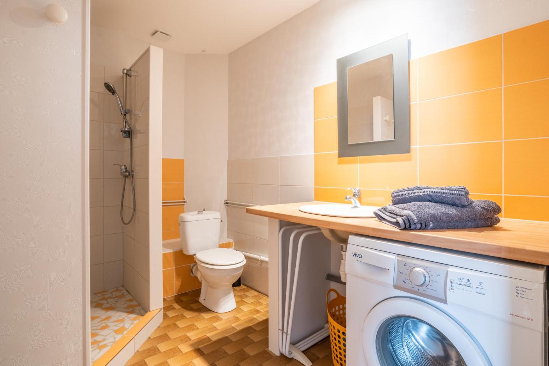 MICHELIN Jonzac map - ViaMichelin