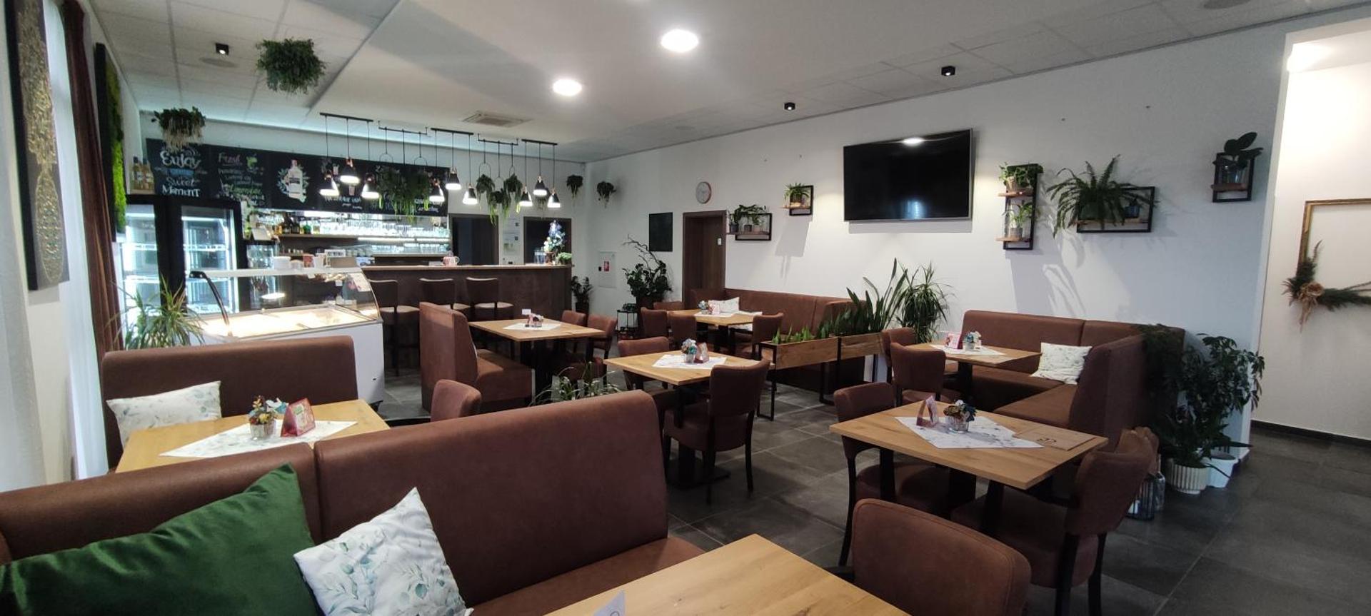 MICHELIN Nitra map - ViaMichelin