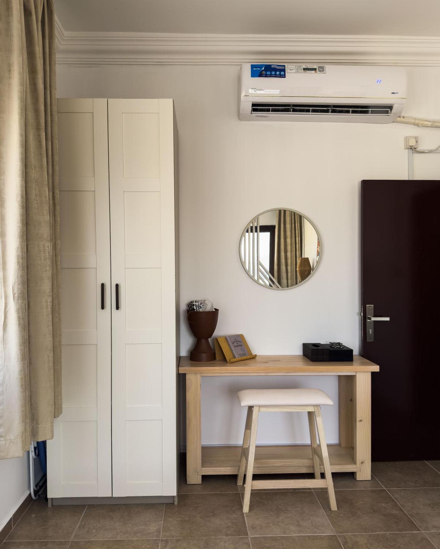 Boho Chic 1BHK Near Yas Saadiyat and City Center - Abu Dhabi ...