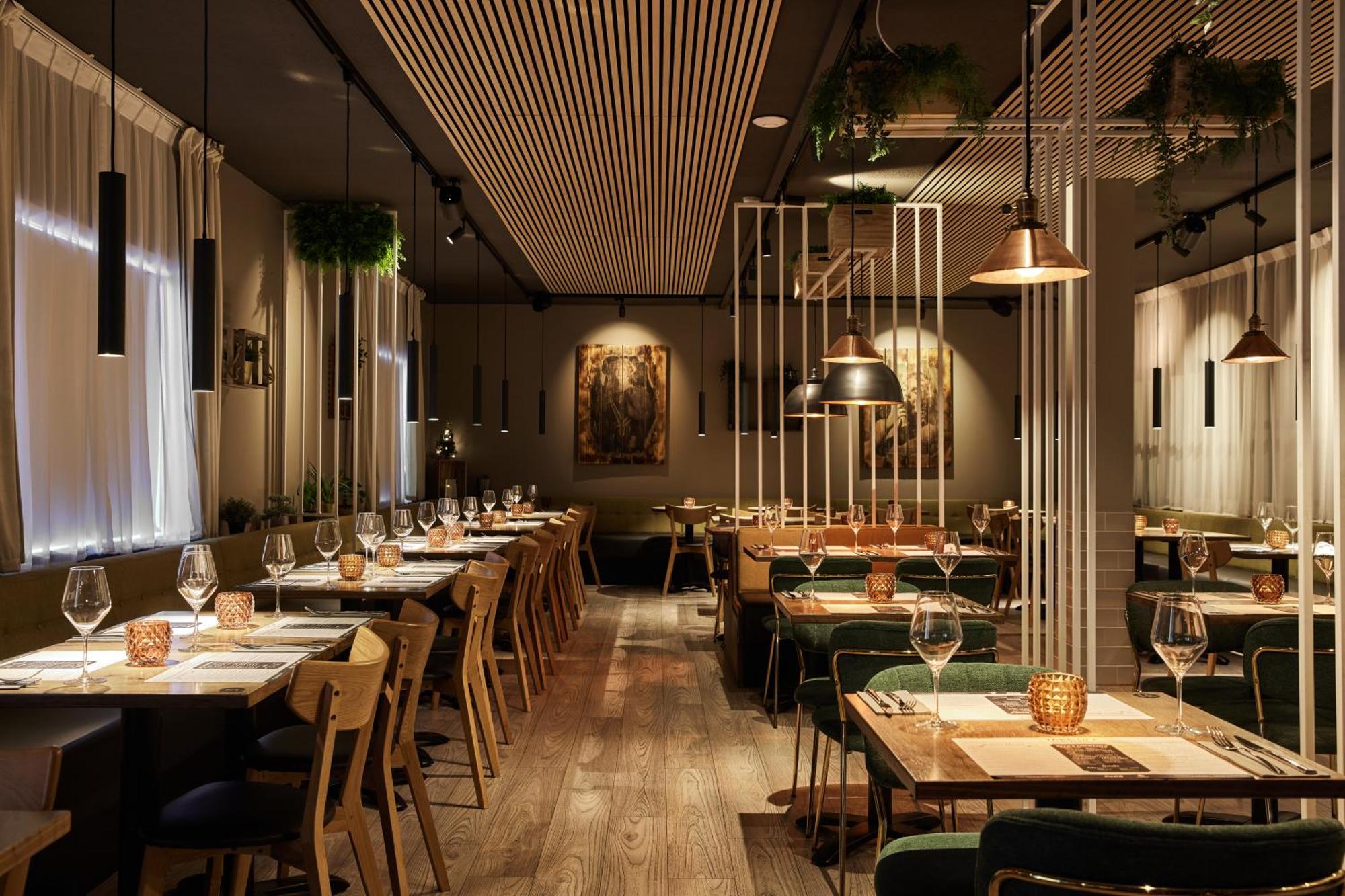 Konvin Hotel Near Keflavik Airport | Guide to Iceland