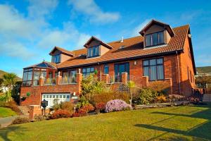 Isle Of Man Bed and Breakfast, Cheap Hotel and Guest House Accommodation