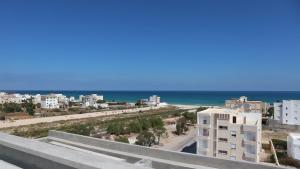 Sousse Medina to Monastir - 4 ways to travel via train, line 316 bus ...