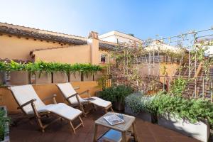 Palazzo Scanderbeg Hotel Review, Rome, Italy | Travel