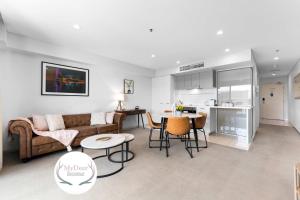 North Terrace Adelaide Hotels | North Terrace Hotels in Adelaide ...