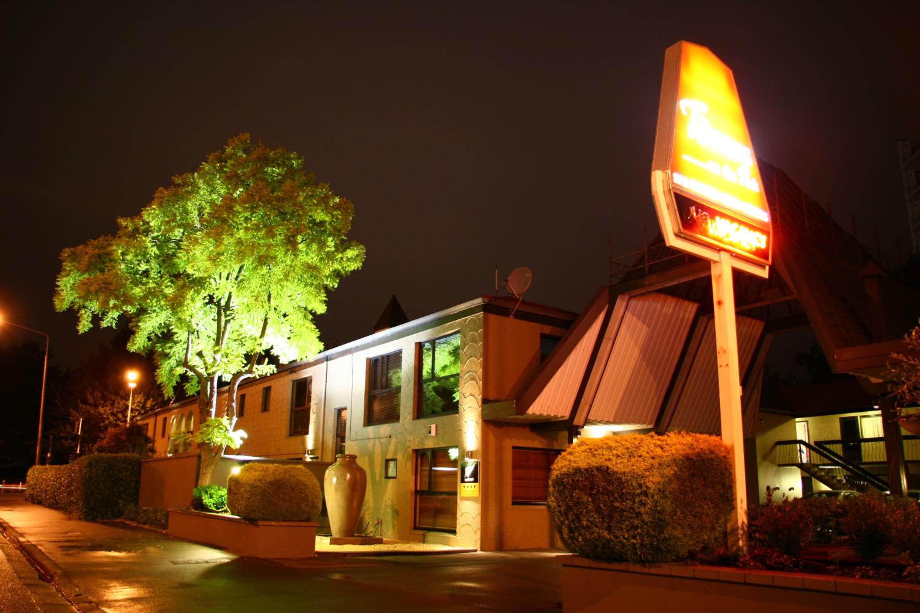 The Towers on the Park - Best stays in Christchurch, New Zealand ...