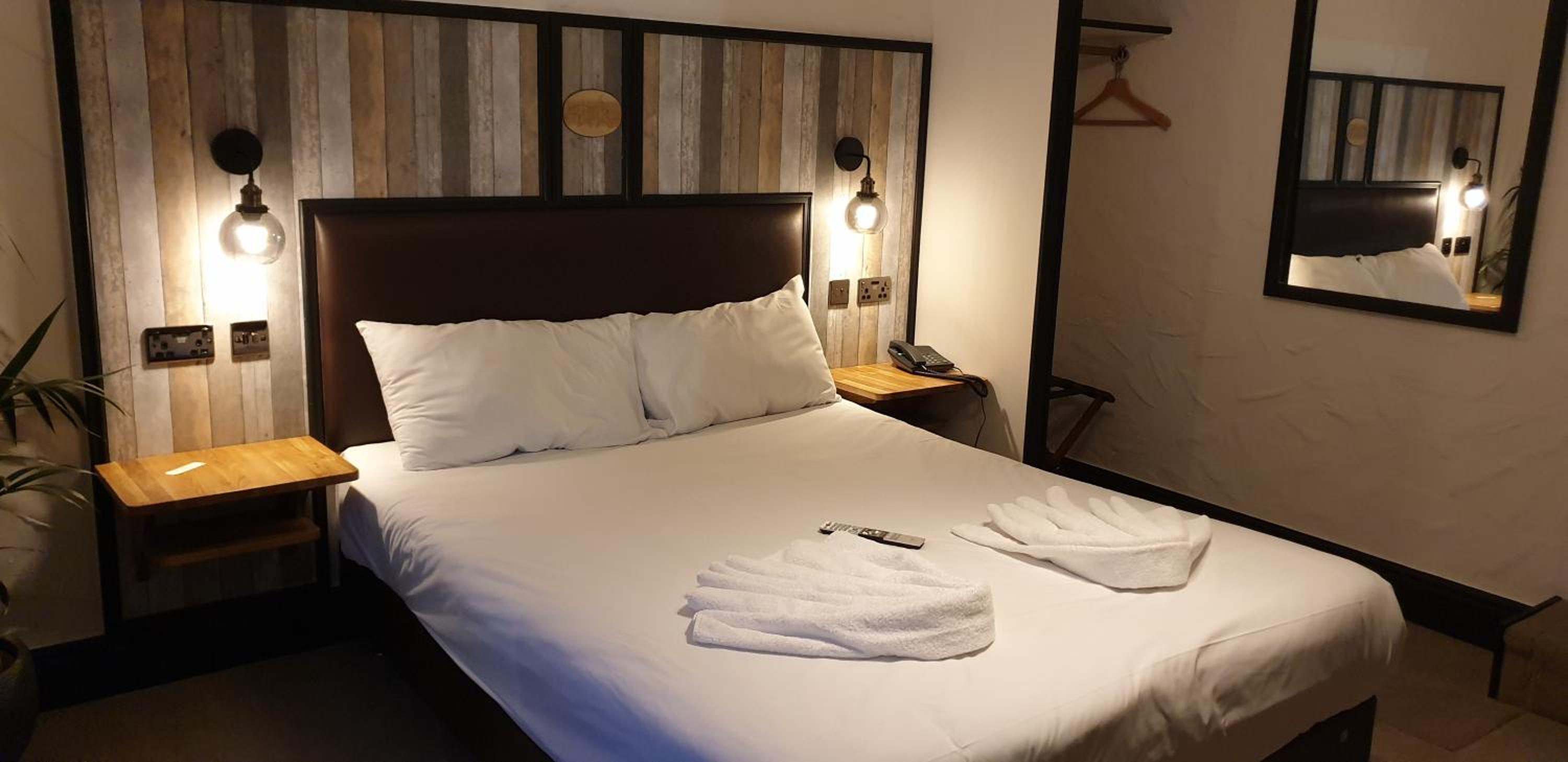 The Blue Boar Inn - Best stays in Stratford Upon Avon, United Kingdom ...