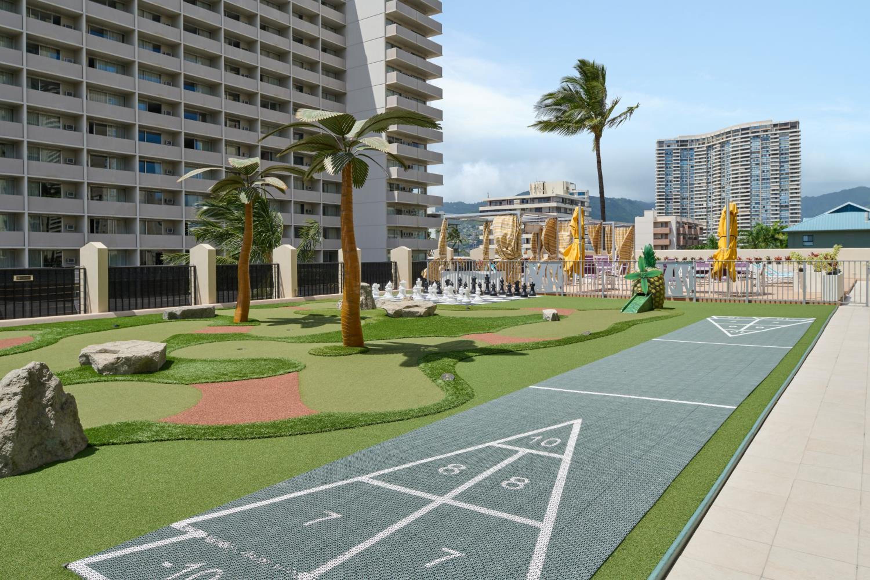 Holiday Inn Express Waikiki By IHG - Best stays in Honolulu, Hawaii ...