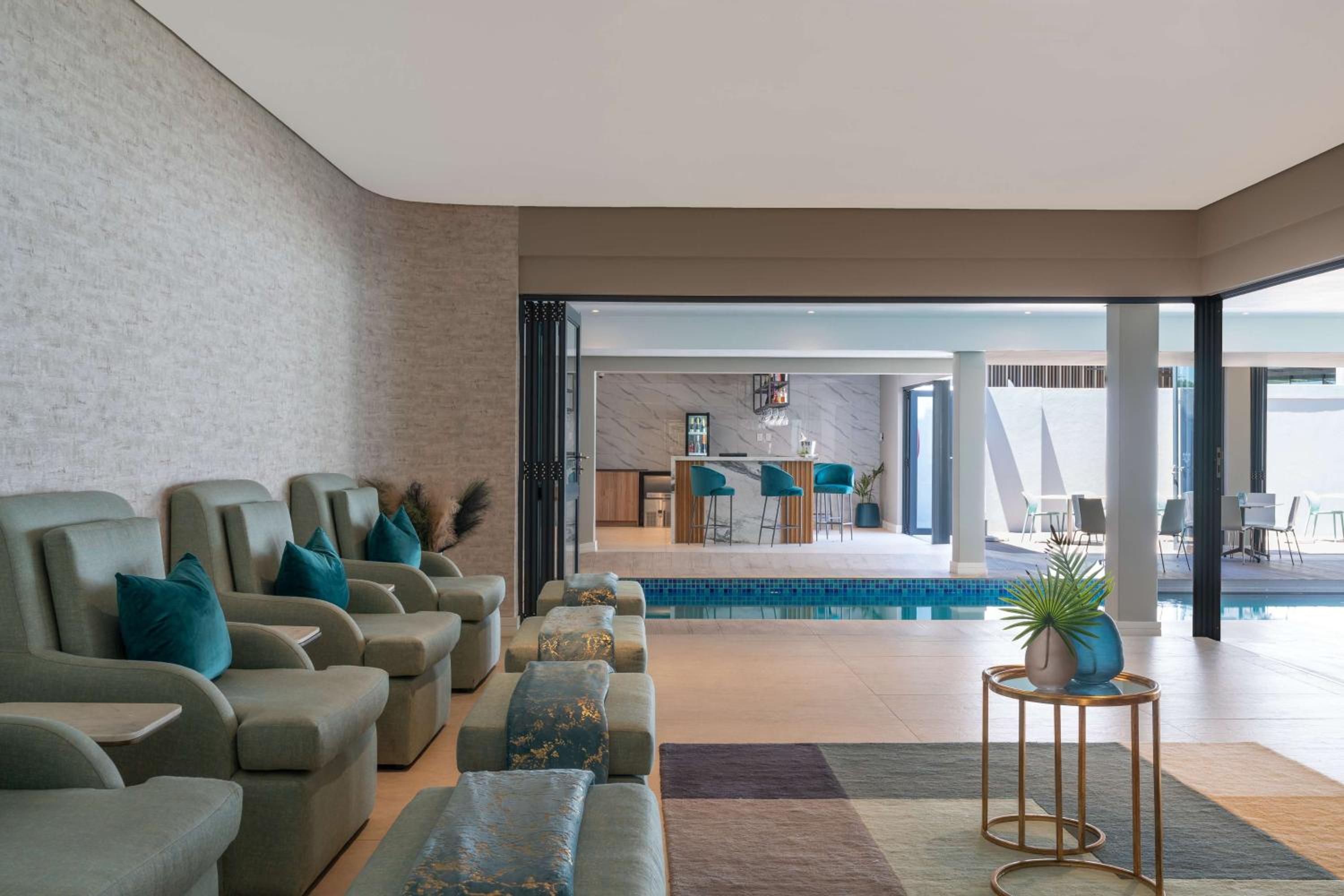 Radisson Hotel & Convention Centre Johannesburg, O.R. Tambo - Best ...