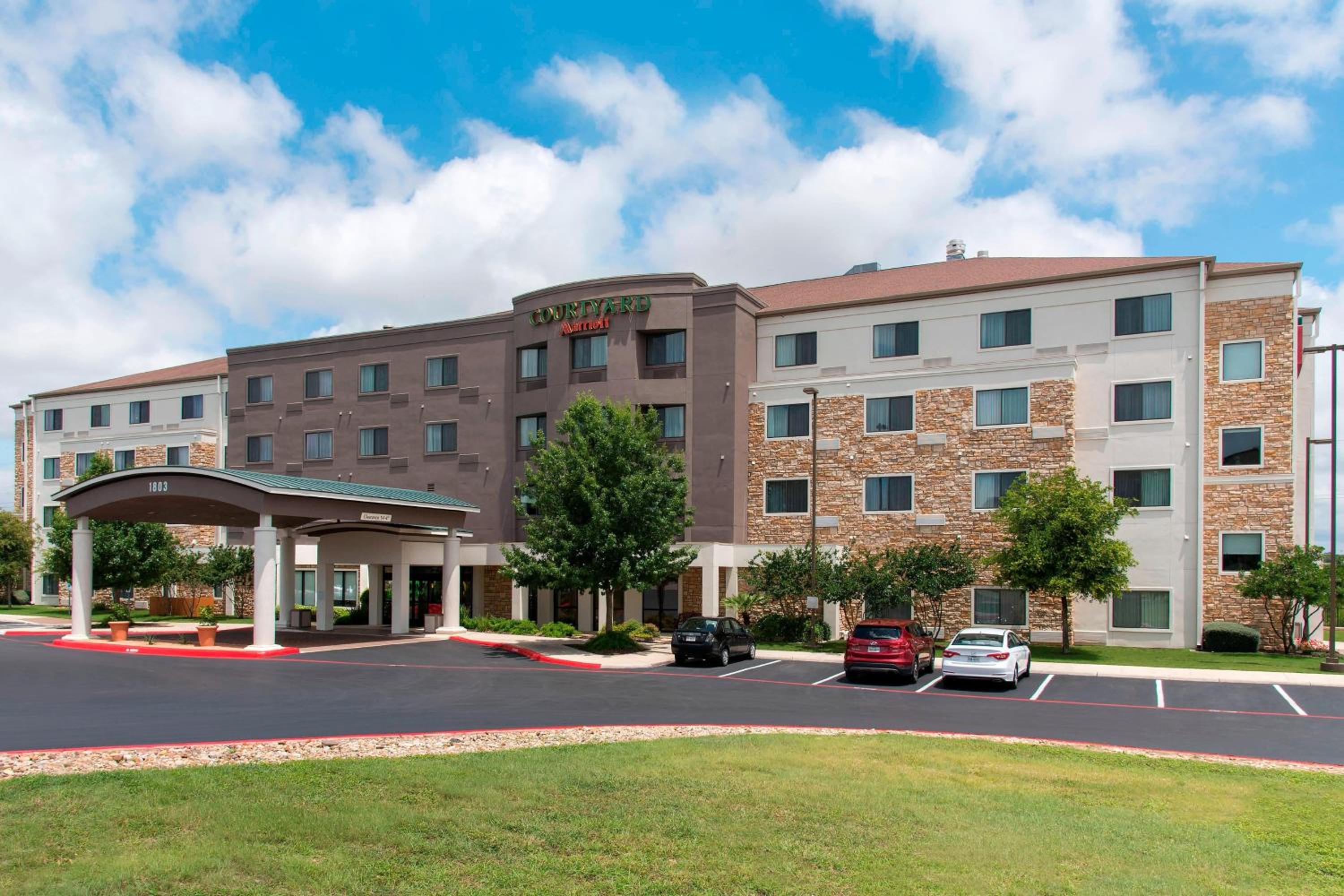 Courtyard by Marriott San Antonio North/Stone Oak at Legacy - Best ...