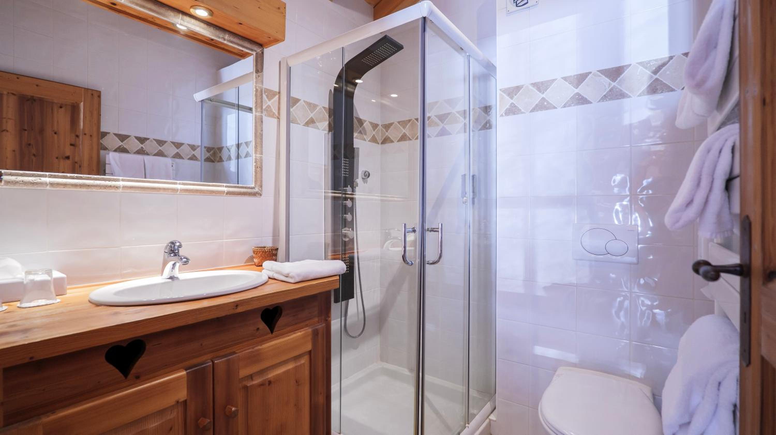 Hôtel Le Labrador - Best stays in Chamonix, France - Skiplagged