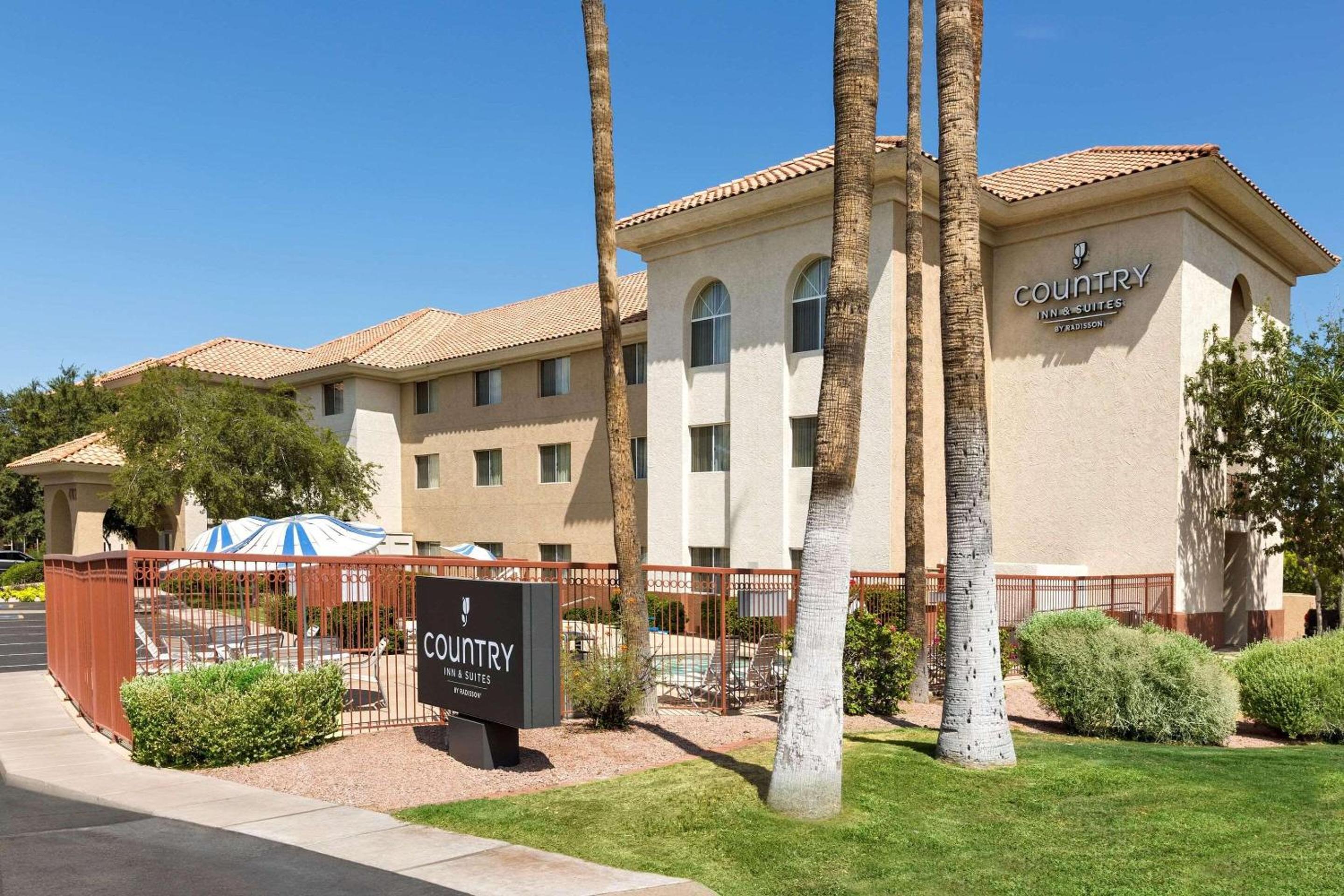 Country Inn & Suites by Radisson, Phoenix Airport, AZ - Best stays in ...