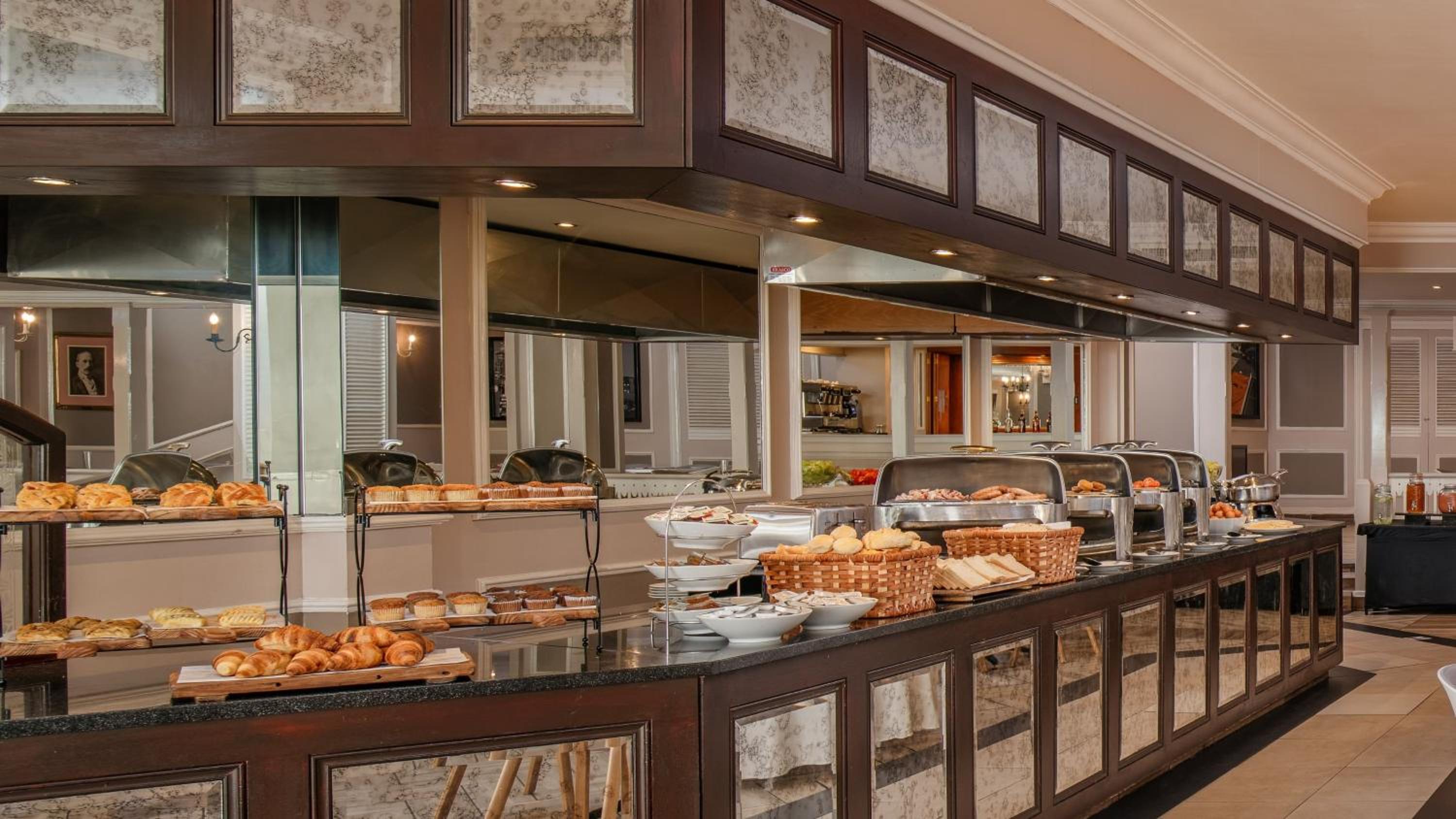 Holiday Inn Johannesburg Sunnyside Park - Best stays in Johannesburg ...