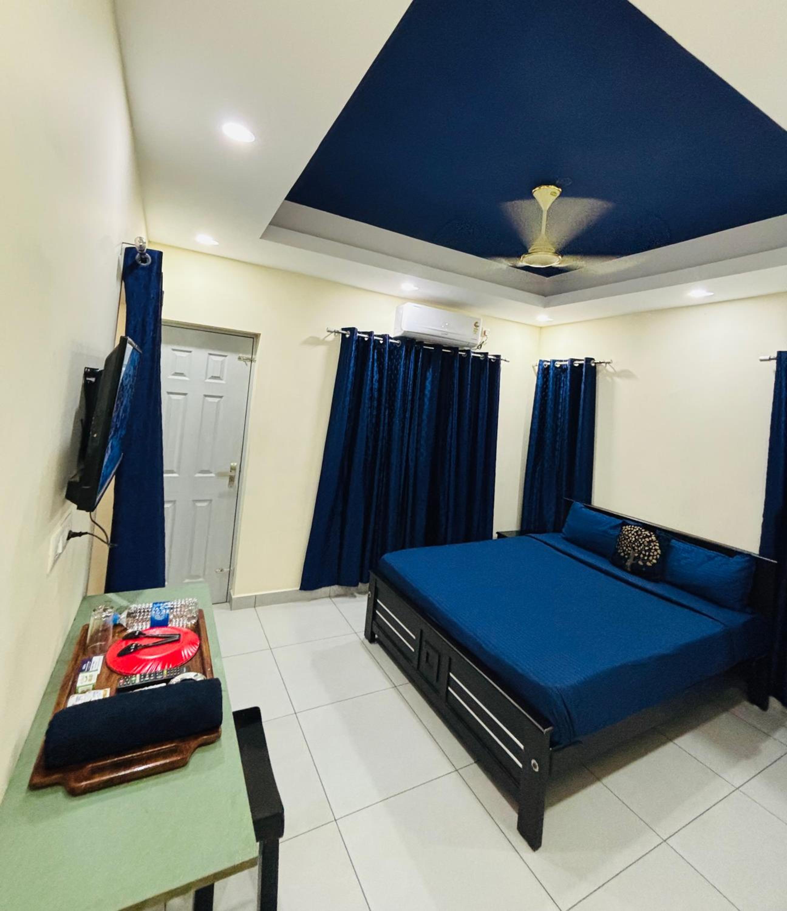 Uniro Rooms & Packages - Best stays in Cochin, India - Skiplagged