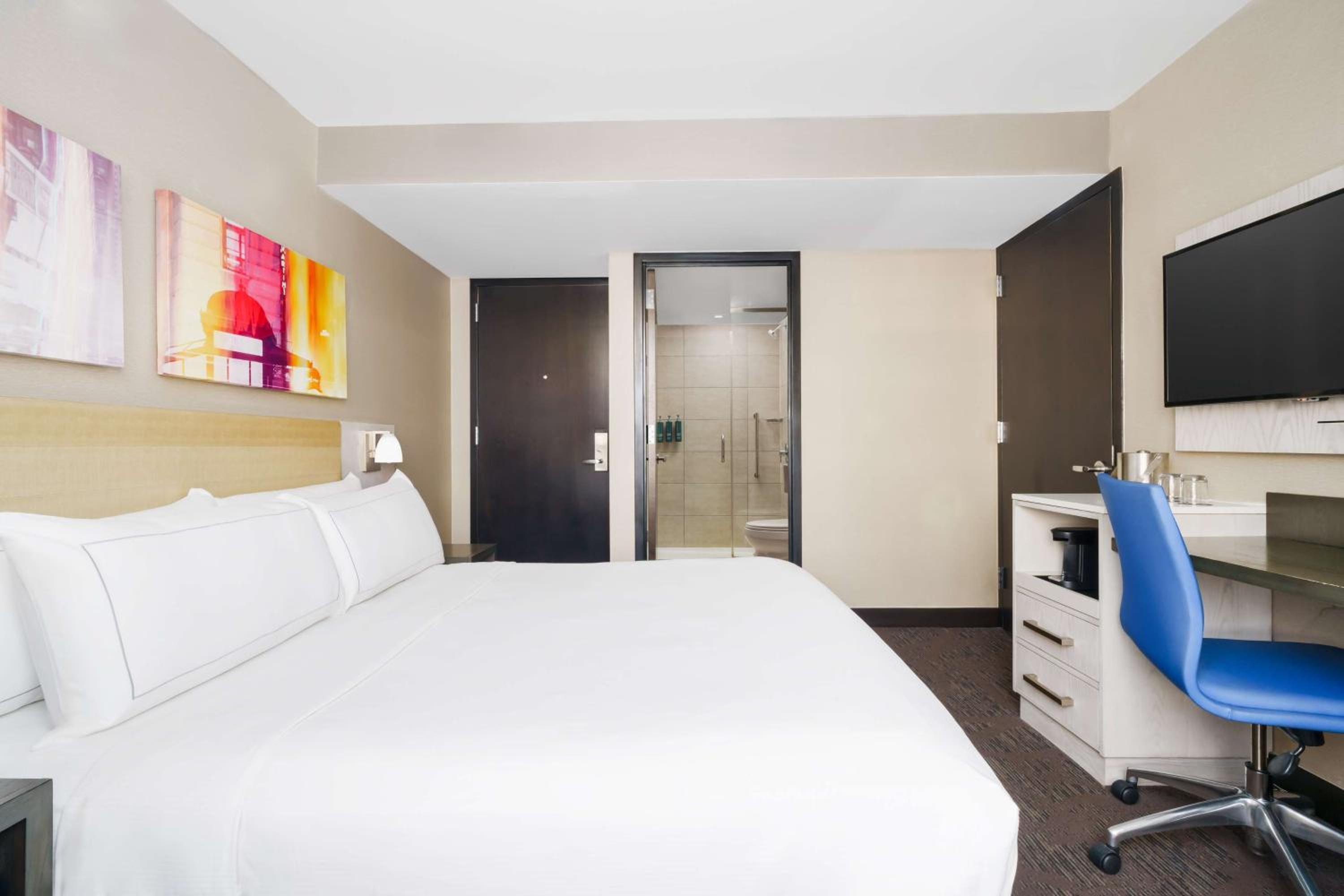 DoubleTree By Hilton New York Times Square West - Best stays in New ...