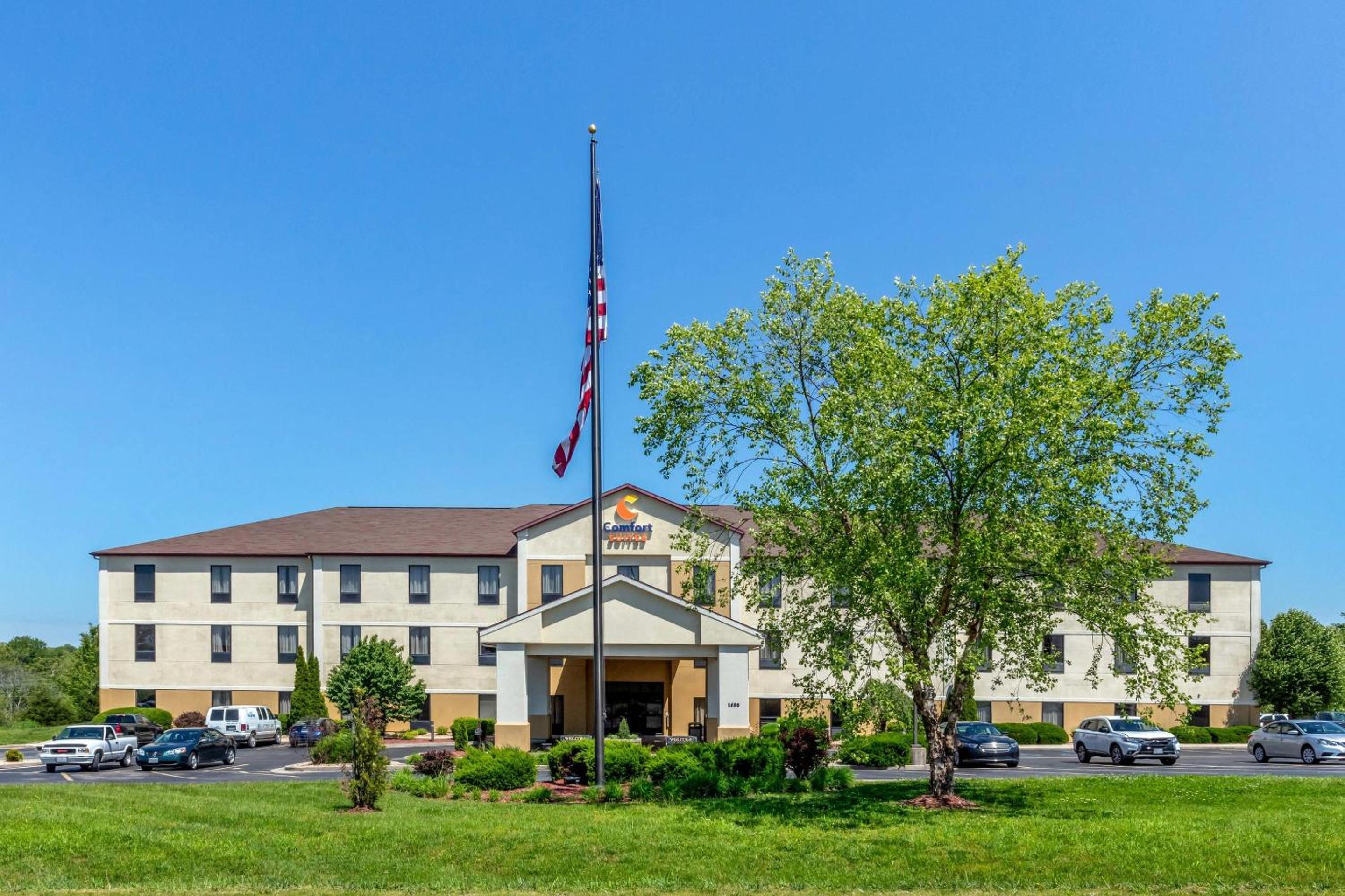 Comfort Suites Rolla - Best stays in Rolla, Missouri - Skiplagged