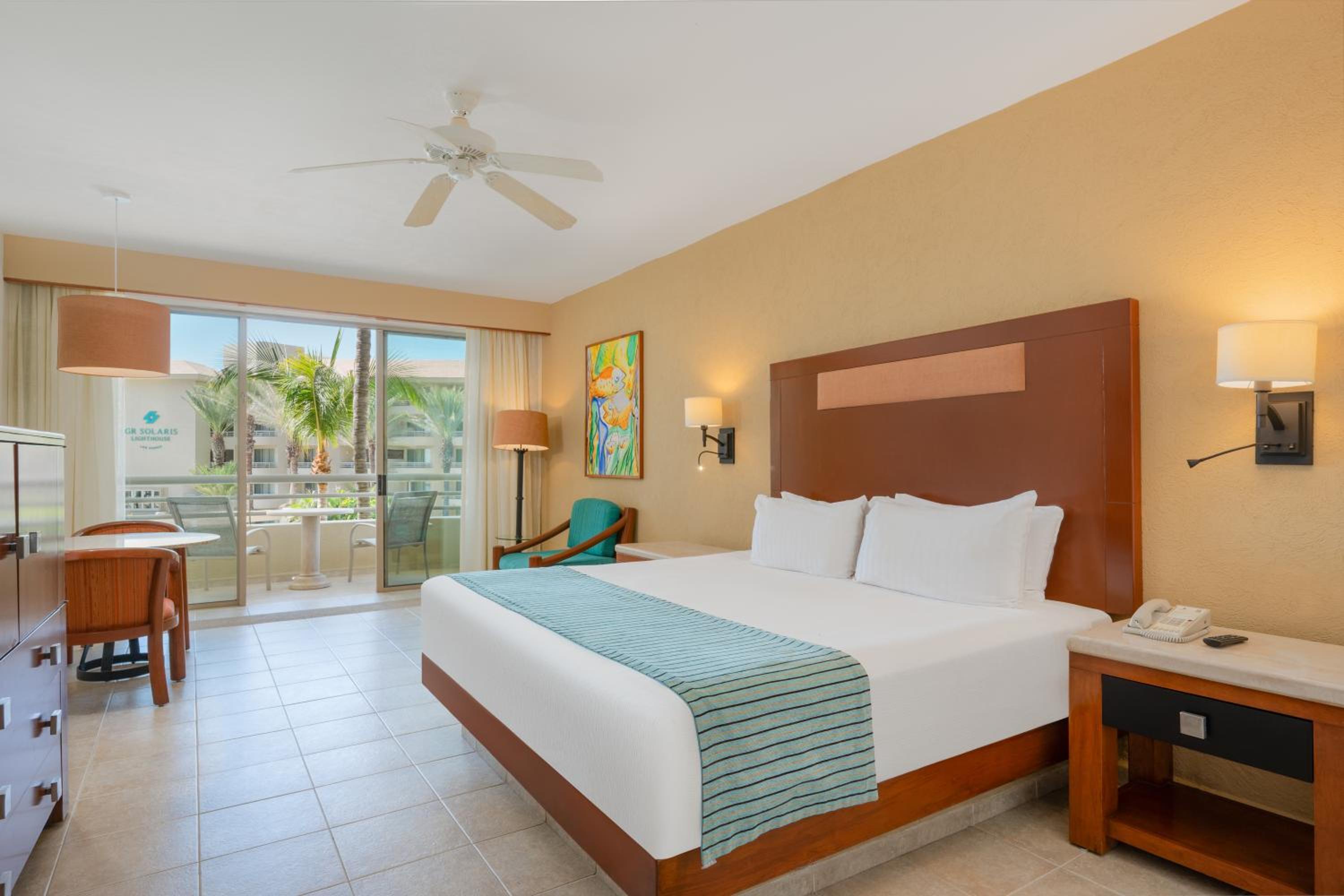 GR Solaris Lighthouse - All Inclusive - Best stays in San Jose Del Cabo ...