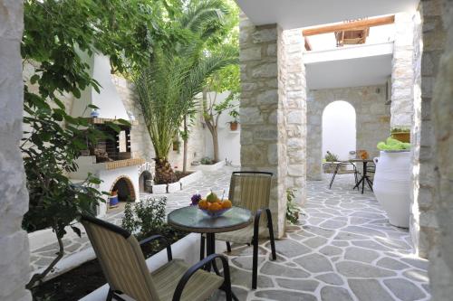 Alexandros Studios - Paros