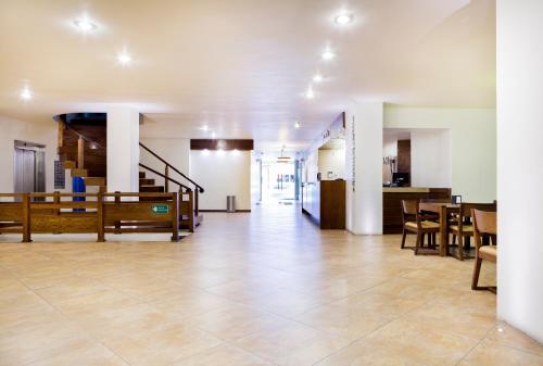 Hotel El Monte - Salamanca