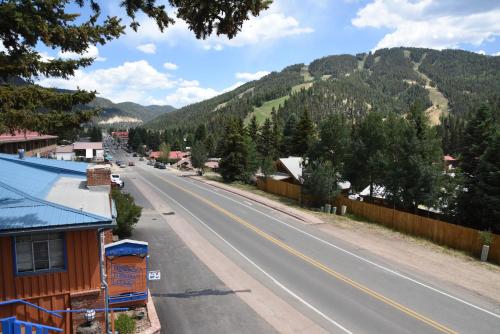 14 Best Places To Stay In Red River, NM - Updated 2023 | Trip101