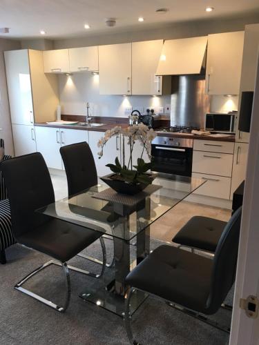 Cardiff Luxury Apartments - 
