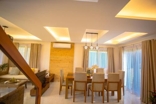 Estancia De Lorenzo, San Mateo, Rizal Villa Price, Address & Reviews