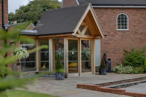 Manor House Hotel, Alsager | United Kingdom - Venue Report
