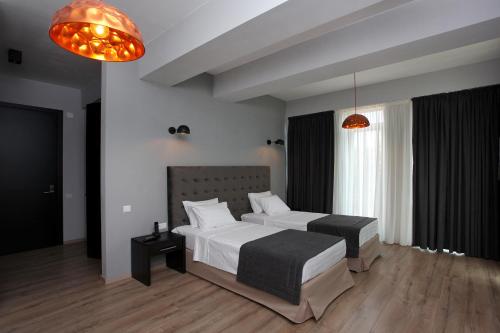 L.m Club Hotel - Tbilisi