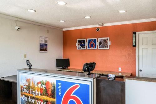 Motel 6 Florence, Ky - Cincinnati Airport - Covington, KY