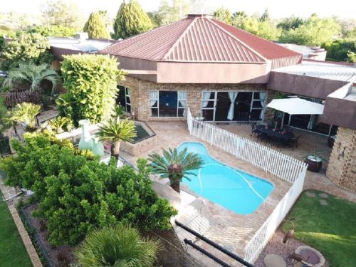 Leach Lodge - Kuruman